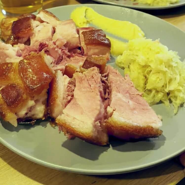 German Pork Knuckle (unbaked, half & full size) - littleeurope.tw